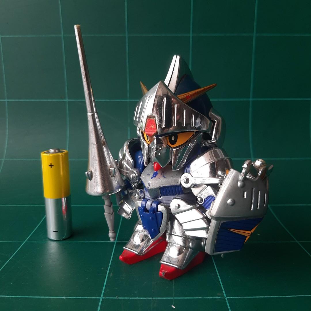 1985 SD Knight Gundam Diecat with Amuro Figure Wearable Armore ...