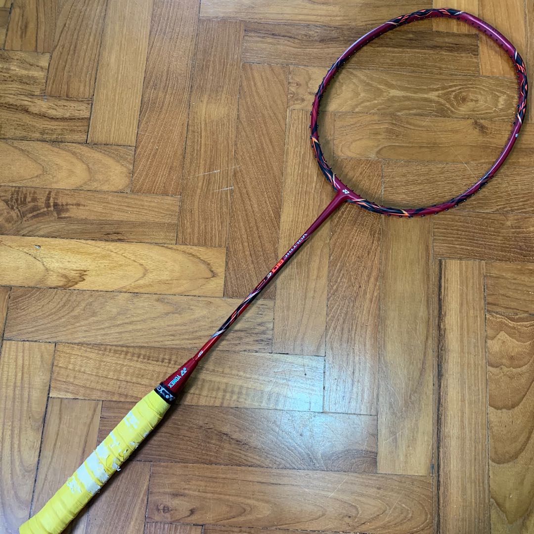 Yonex voltric 80 e-tune Badminton Racket, Sports Equipment, Sports ...
