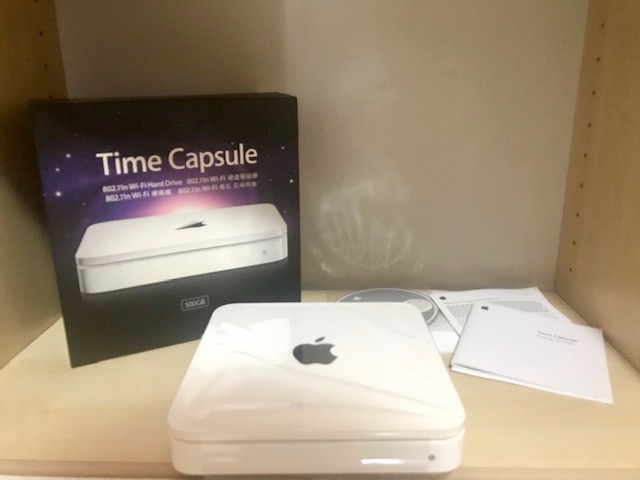 Apple Time Capsule, Elektronik, Bagian Komputer & Aksesoris di Carousell