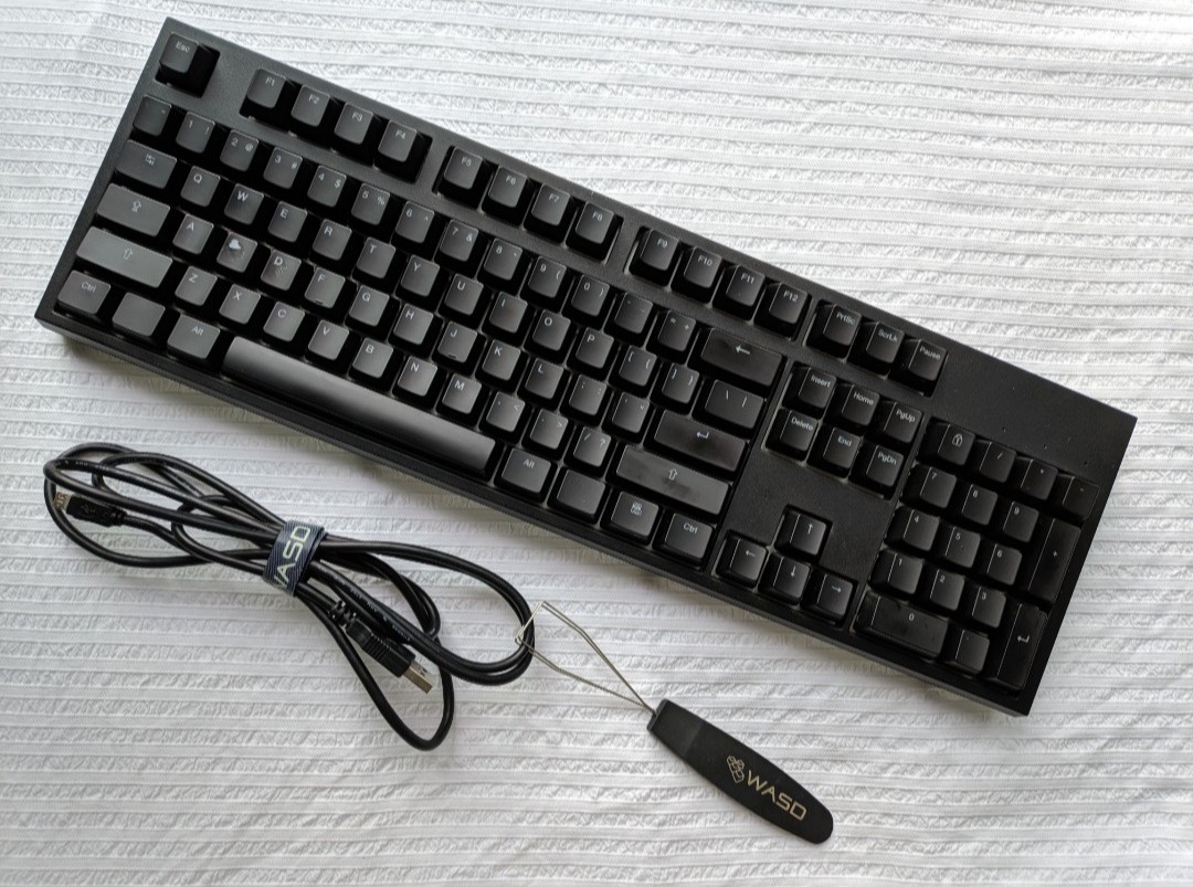 Code WASD keyboard v2b brown switch, Computers & Tech, Parts ...