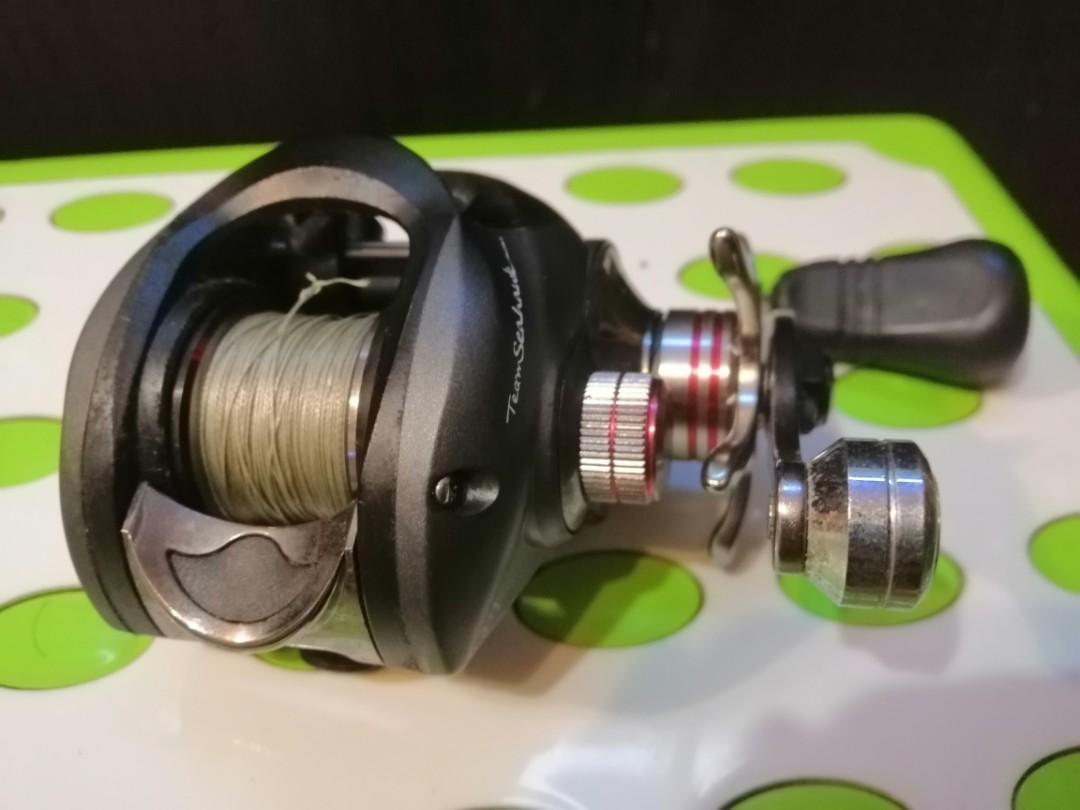 Team Seahawk Bass Infinity baitcaster reel RH, Sports Equipment ...