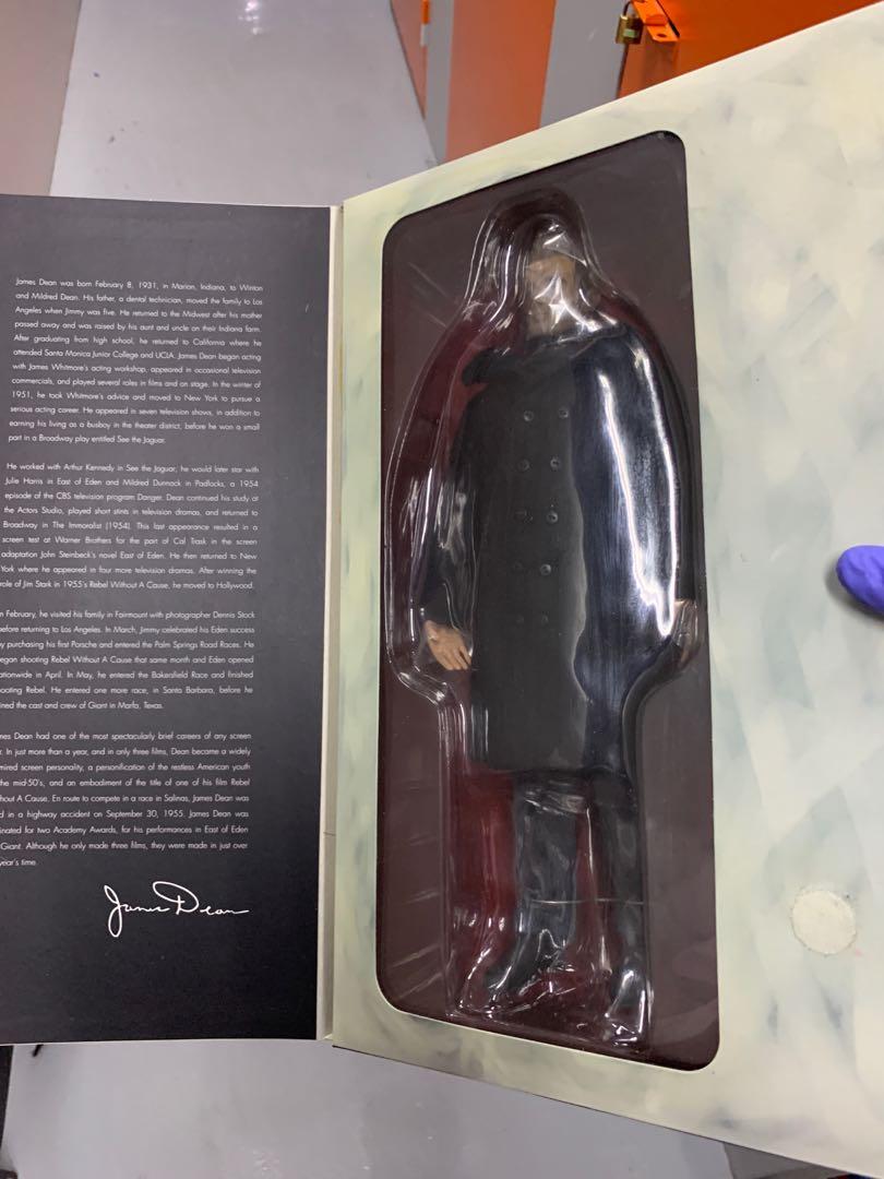 [Last] 全新1/6 Eric So x Hot Toys James Dean 特別版連鼓 2004出品 Michael Lau , 興趣及遊戲, 玩具 & 遊戲類 - Carousell
