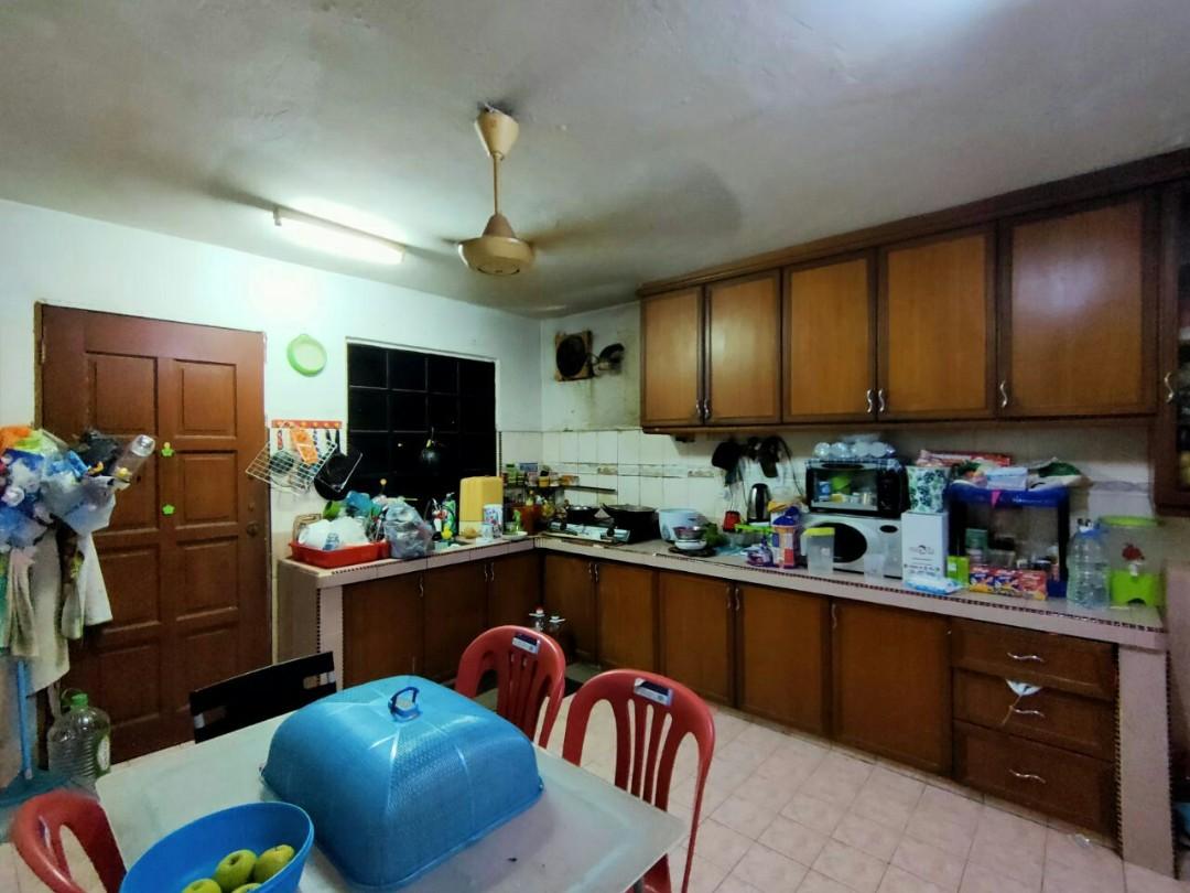 Cheras Taman Bukit Anggerik Corner Lot, Property, For Sale on Carousell