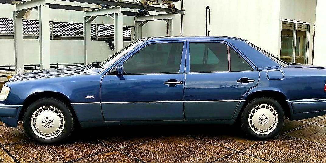 Mercedes BENZ Boxer E320 masterpiece MT 1994 biru Simpanan, Mobil ...