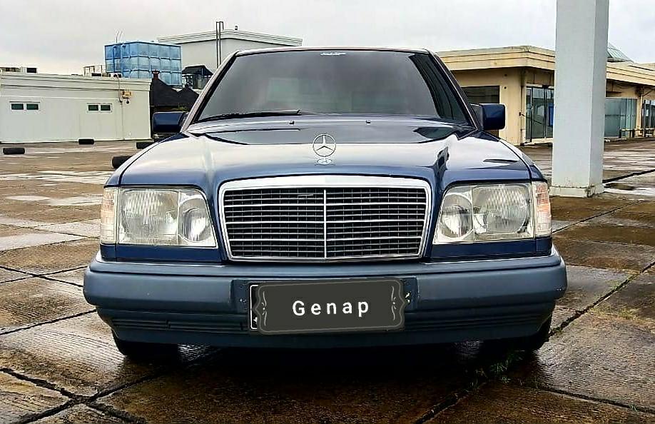 Mercedes BENZ Boxer E320 masterpiece MT 1994 biru Simpanan, Mobil ...