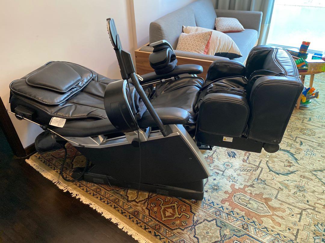 Osim Japan Massage Chair -includes delivery, high end model, Furniture ...