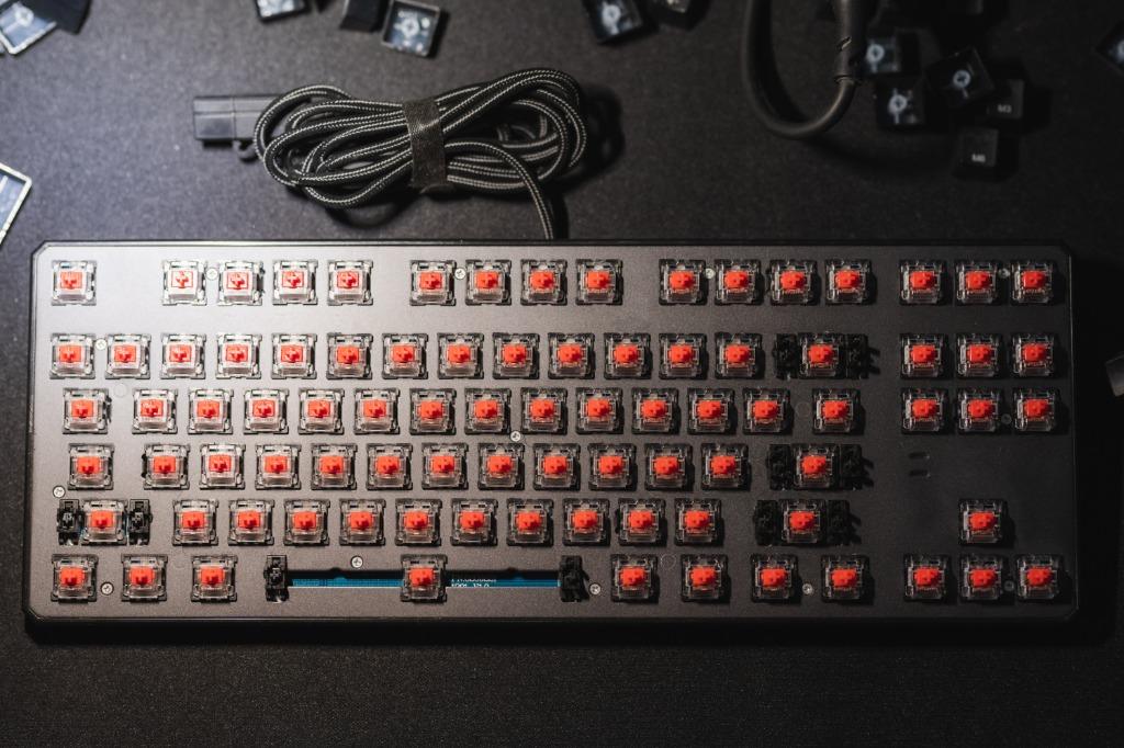 Tecware Phantom - Red Linear Switches, Toys & Games, Video Gaming ...