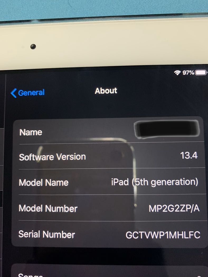 iPad 5th generation, Mobile Phones & Gadgets, Tablets, iPad on Carousell