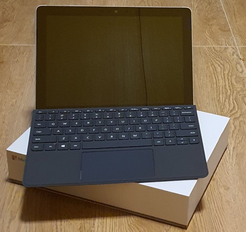 MicroSoft Surface Go (like new), Computers & Tech, Laptops & Notebooks ...