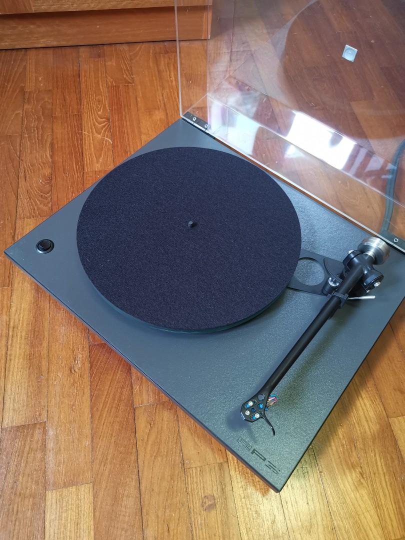 Rega Rp3 (earlier planar 3) with Rega phono amp + power supply + free ...