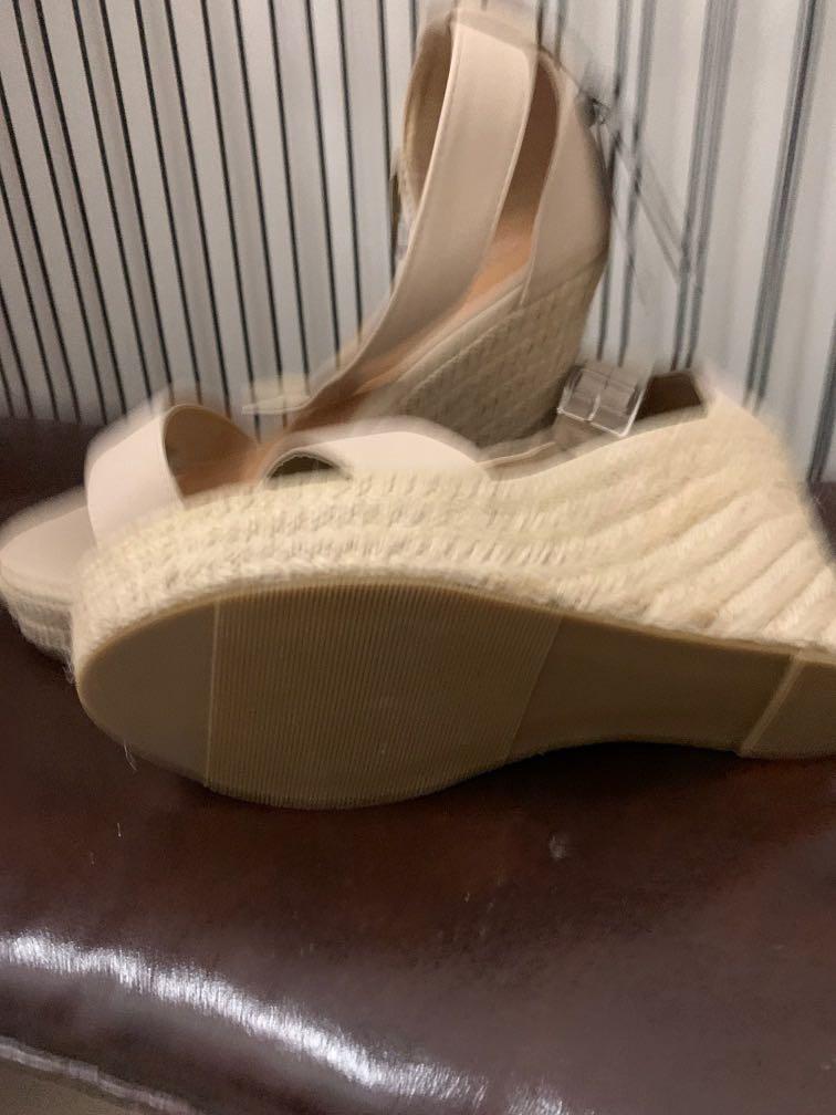Rubi nude wedge, Women's Fashion, Footwear, Heels on Carousell