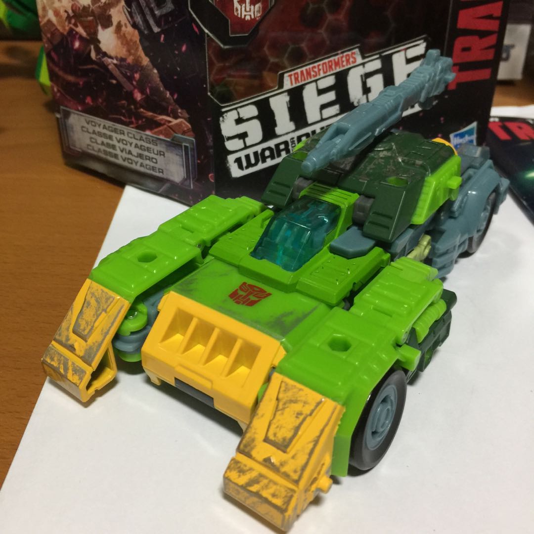 Transformers War Siege Cybertron Springer Triple Changer New Display ...