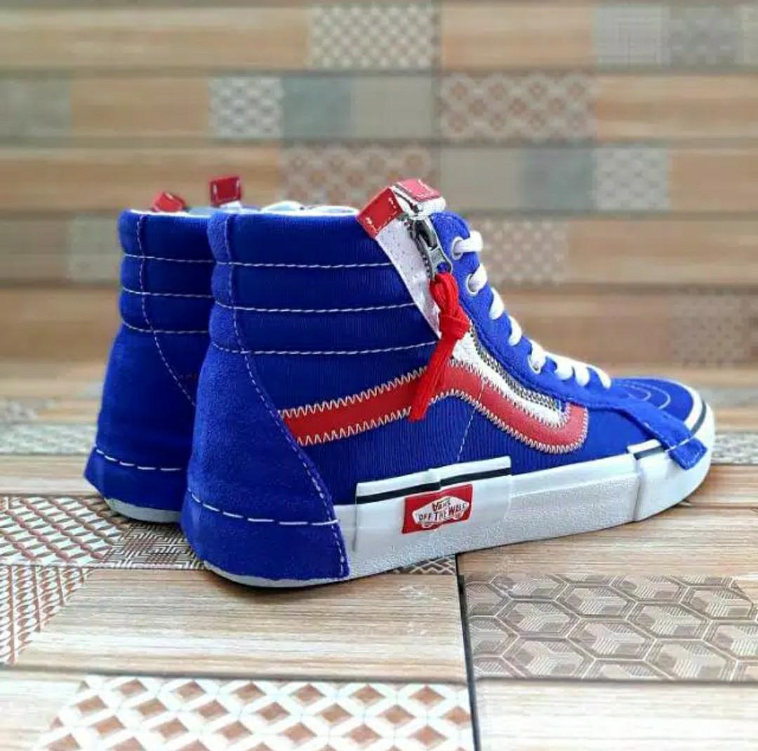 Vans sk8 Cut and paste, Fesyen Pria, Sepatu , Sneakers di Carousell