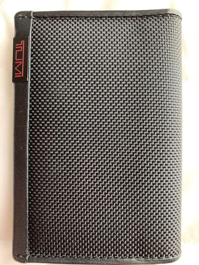 Tumi card case, Men's Fashion, Watches & Accessories, Wallets & Card ...