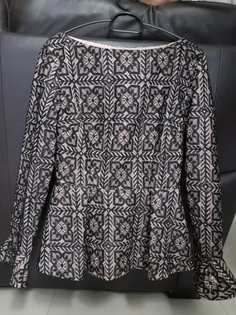 Zalia set. Black top and cream mermaid skirt, Women's Fashion, Tops ...