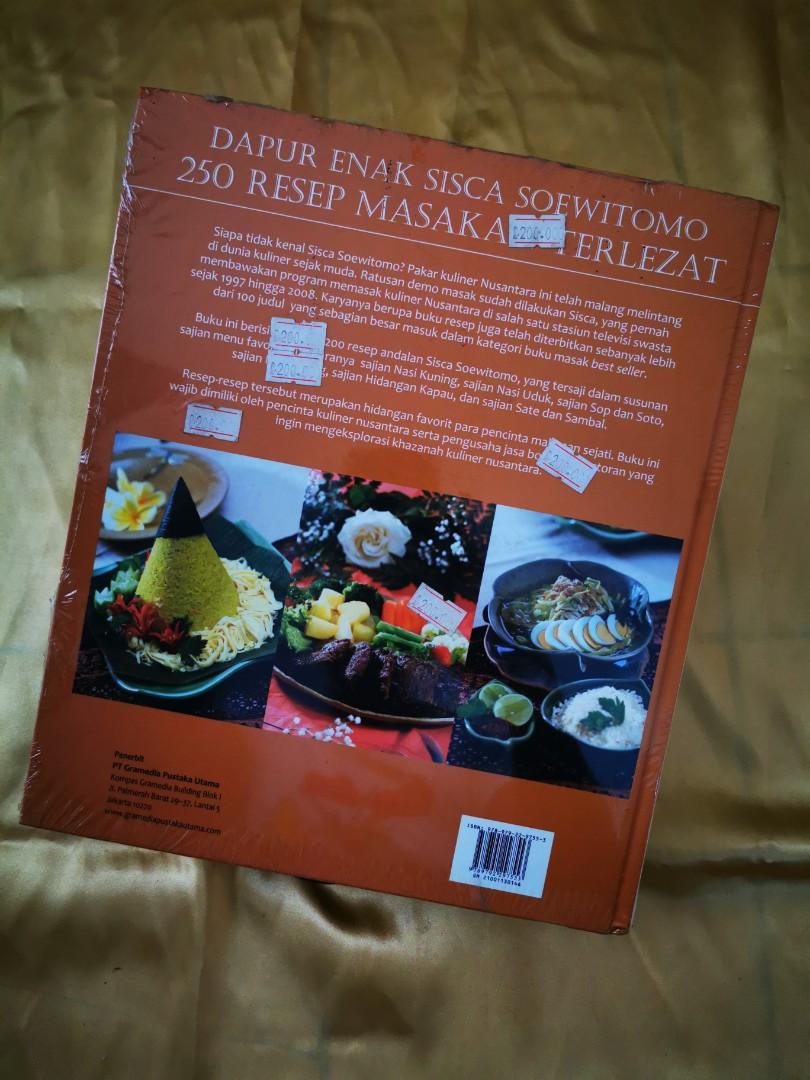 Buku Resep Dapur Enak Sisca Soewitomo 250 Resep Makanan Terlezat (Plus ...