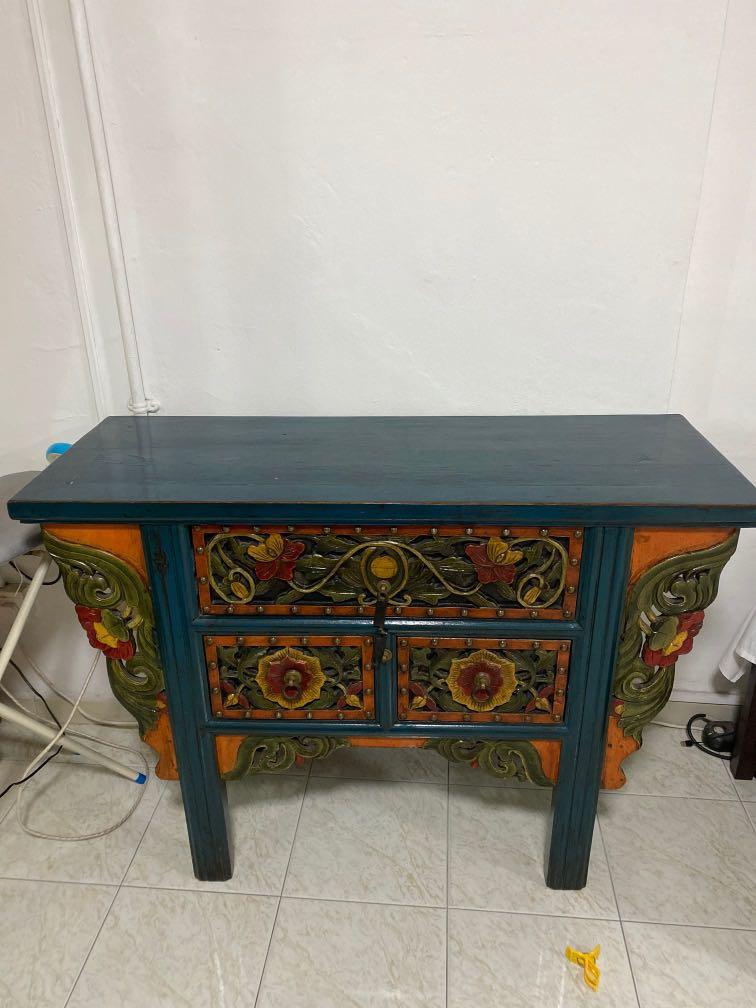 Peranakan Display Table, Furniture, Shelves & Drawers on Carousell