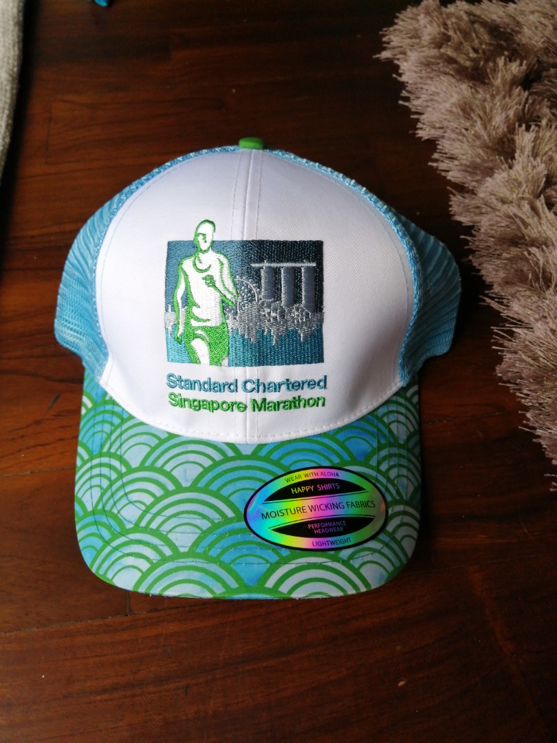 PRICE DROP: Standard Chartered Marathon Singapore Cap, Men's Fashion ...