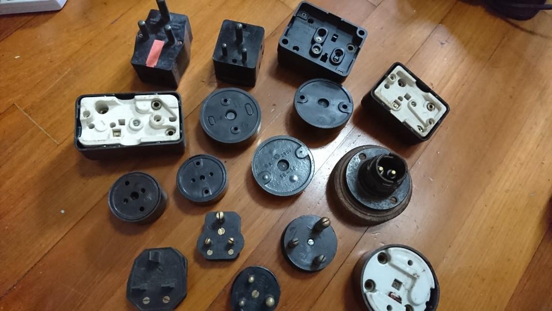 Vintage bakelite switches, Hobbies & Toys, Memorabilia & Collectibles ...