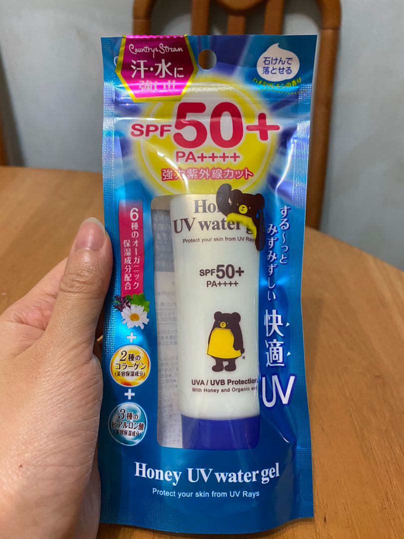 全新 防曬 Country & Stream Honey UV water gel 45g, 美容＆個人護理, 健康及美容 - 皮膚護理, 面部 - 面部護理 - Carousell
