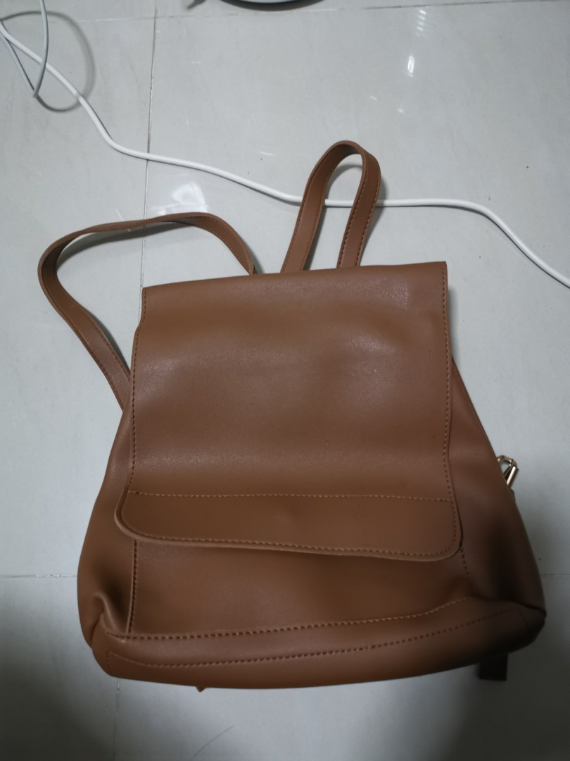 Leather backpack, Women's Fashion, Bags & Wallets, Backpacks on Carousell