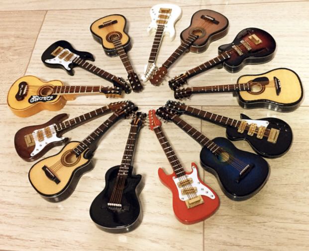 Miniature Musical Instrument : 10cm Assorted Guitars, Hobbies & Toys ...