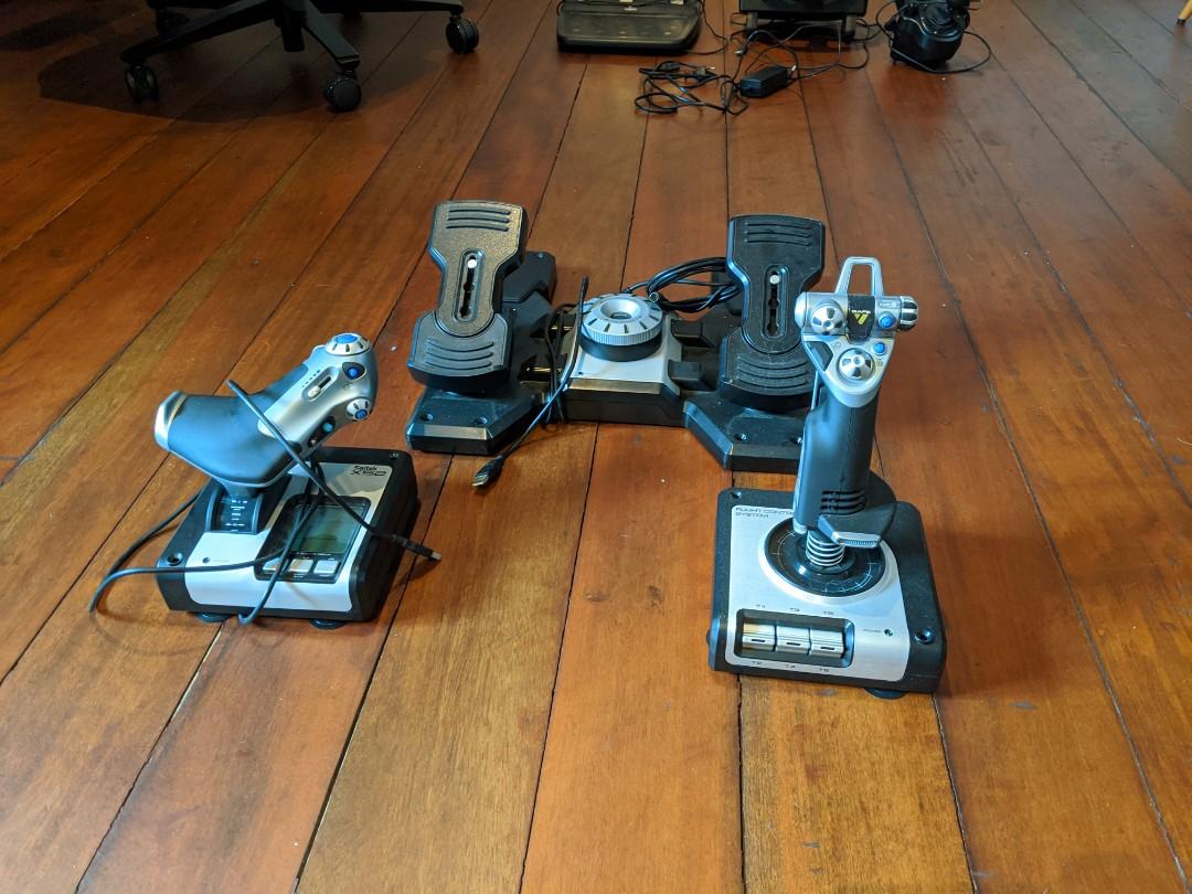 Saitek X52 full flight sim set (joystick, gas throttle, rudder), Video ...