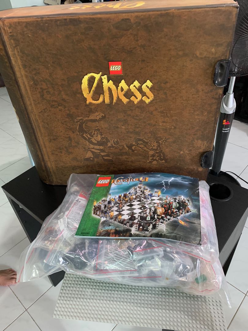 LEGO Fantasy Era Castle Giant Chess Set 852293, Hobbies & Toys, Toys ...