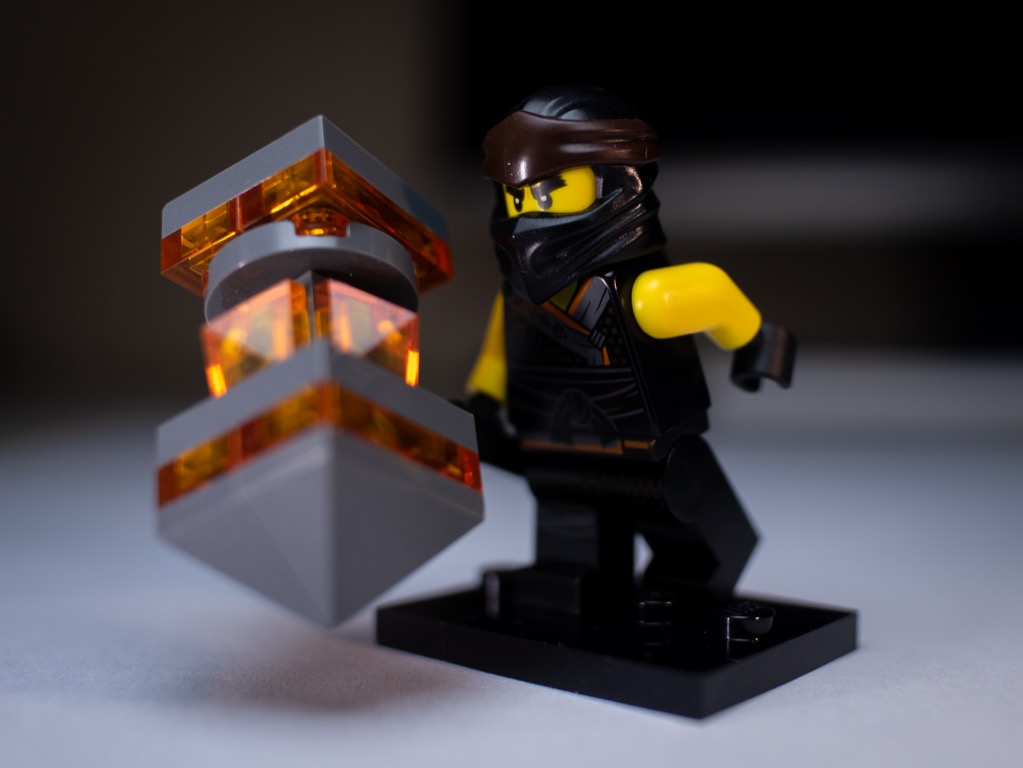 (LAST PIECE) LEGO Ninjago: Cole 891953 Minifigure, Hobbies & Toys, Toys ...
