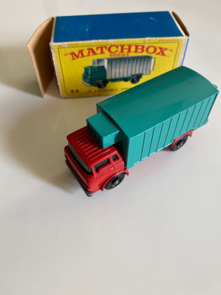 Matchbox Series Refrigerator Truck, Hobbies & Toys, Toys & Games on ...