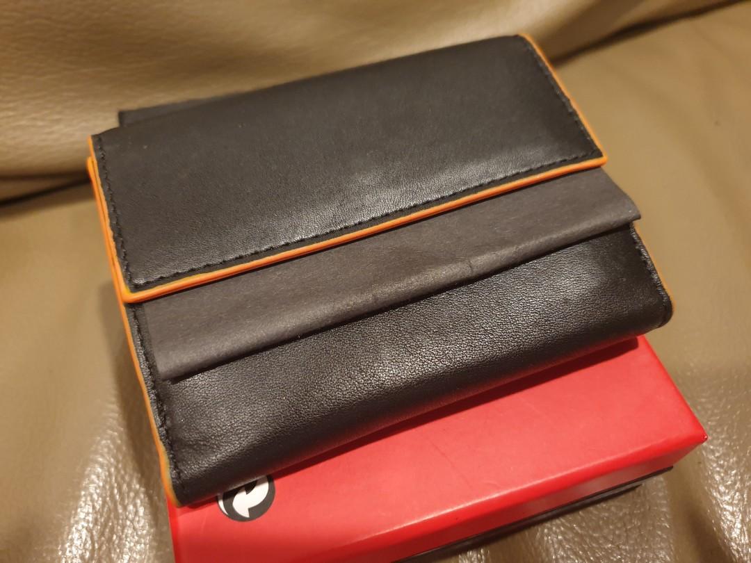 Lamborghini Key Wallet (Genuine Leather), Men's Fashion, Bags & Wallets ...