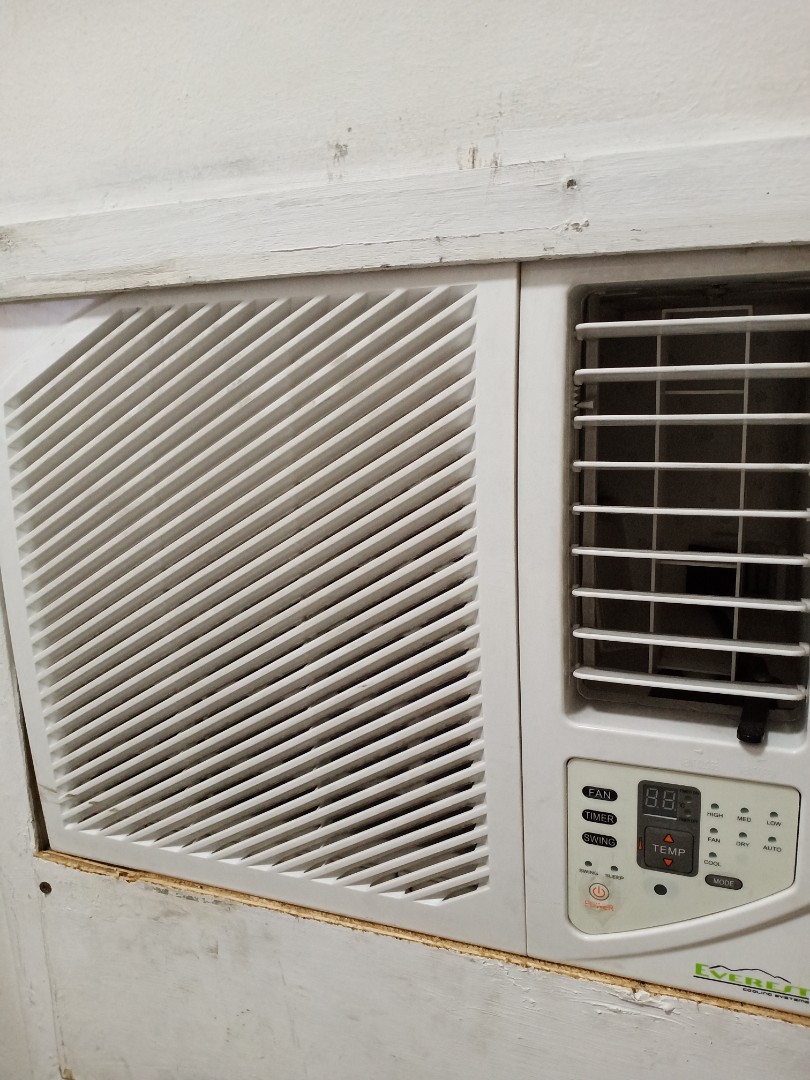 New with Warranty: Everest Remote Control Aircon, TV & Home Appliances ...