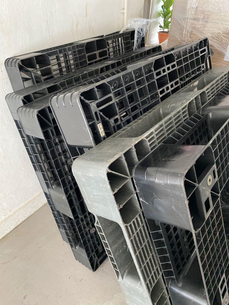 Plastic Pallets - Good as New, Furniture & Home Living, Furniture ...