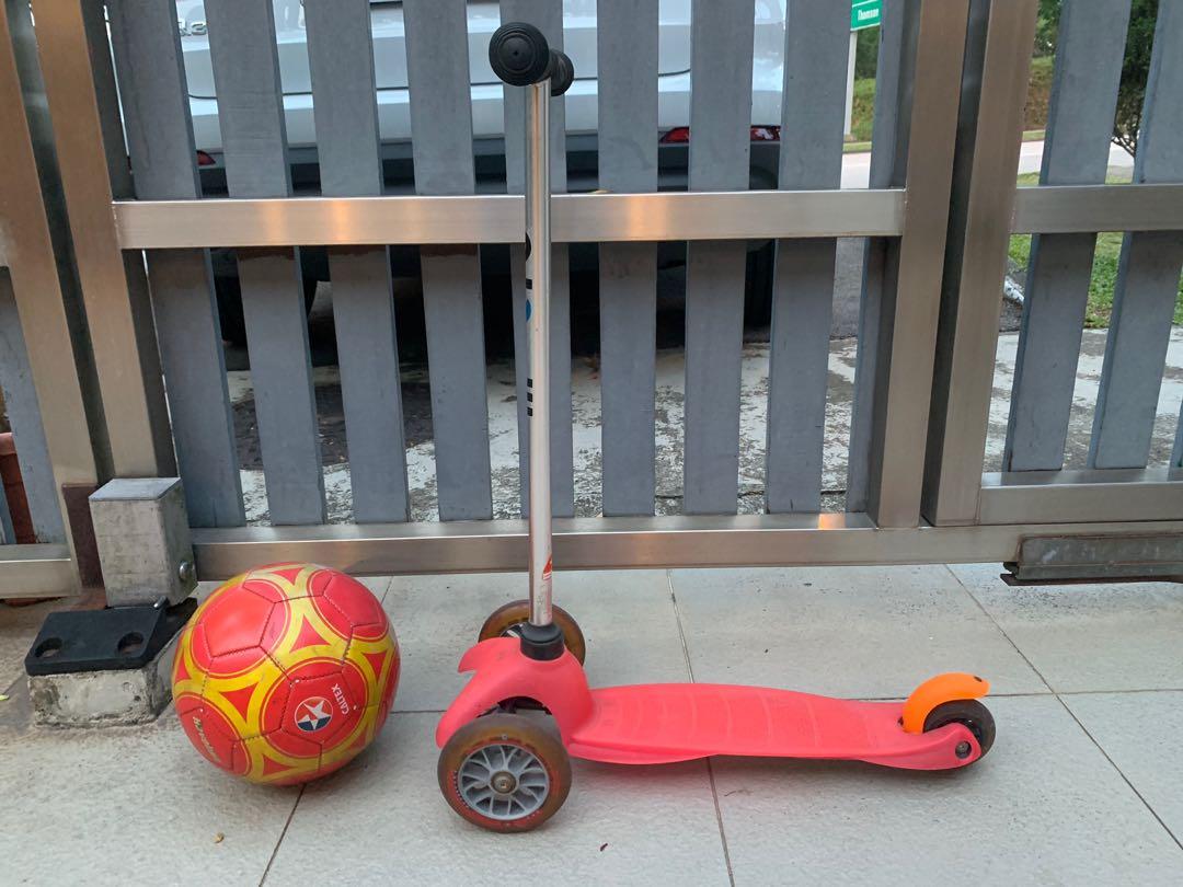 Scooter and Kitchen Set, Babies & Kids, Baby Nursery & Kids Furniture ...