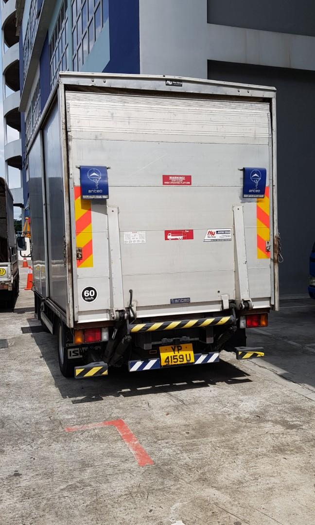 Mover + logistics Truck with tailgate Please call whatapp 86984997 24 hours Long short term ...