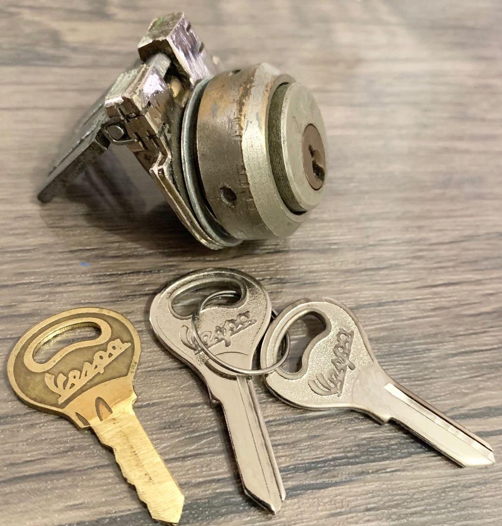 VESPA HANDLE LOCK, Motorcycles, Motorcycle Accessories on Carousell