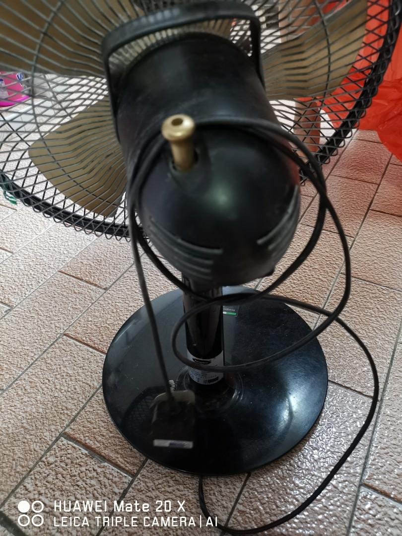 Europace Italian Design Desk Fan, Furniture & Home Living, Lighting ...