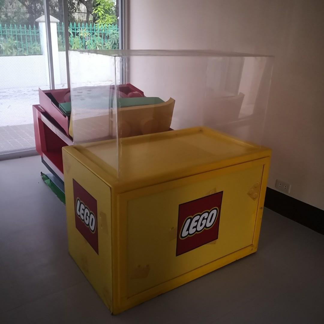 Lego Official Store Display Stand with Acrylic Display Cover, Furniture ...