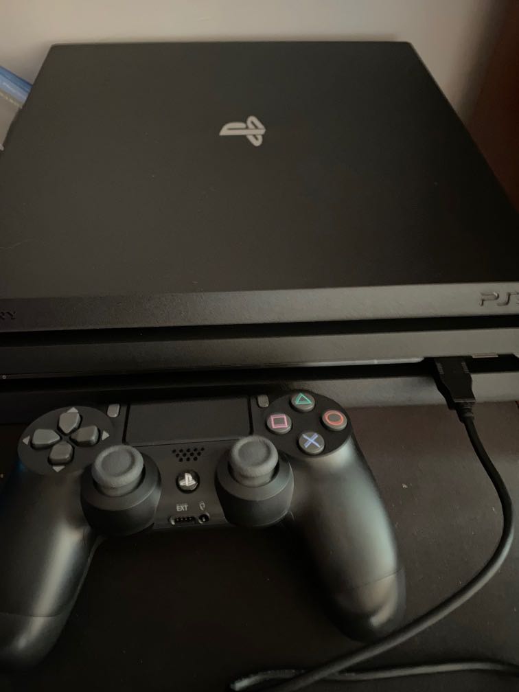 PS4 PRO 1TB Last of Us, God of War Bundle + Detroit, Toys & Games ...