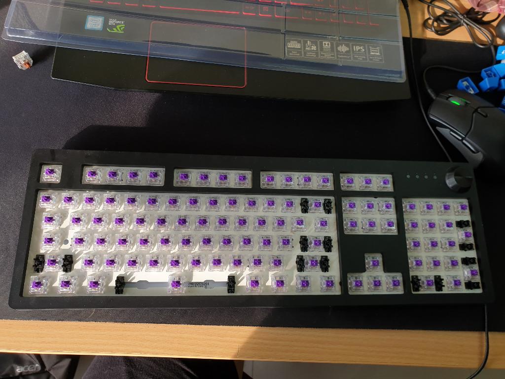 Tecware Spectre Pro with Outemu ICE V2 switches, Computers & Tech ...