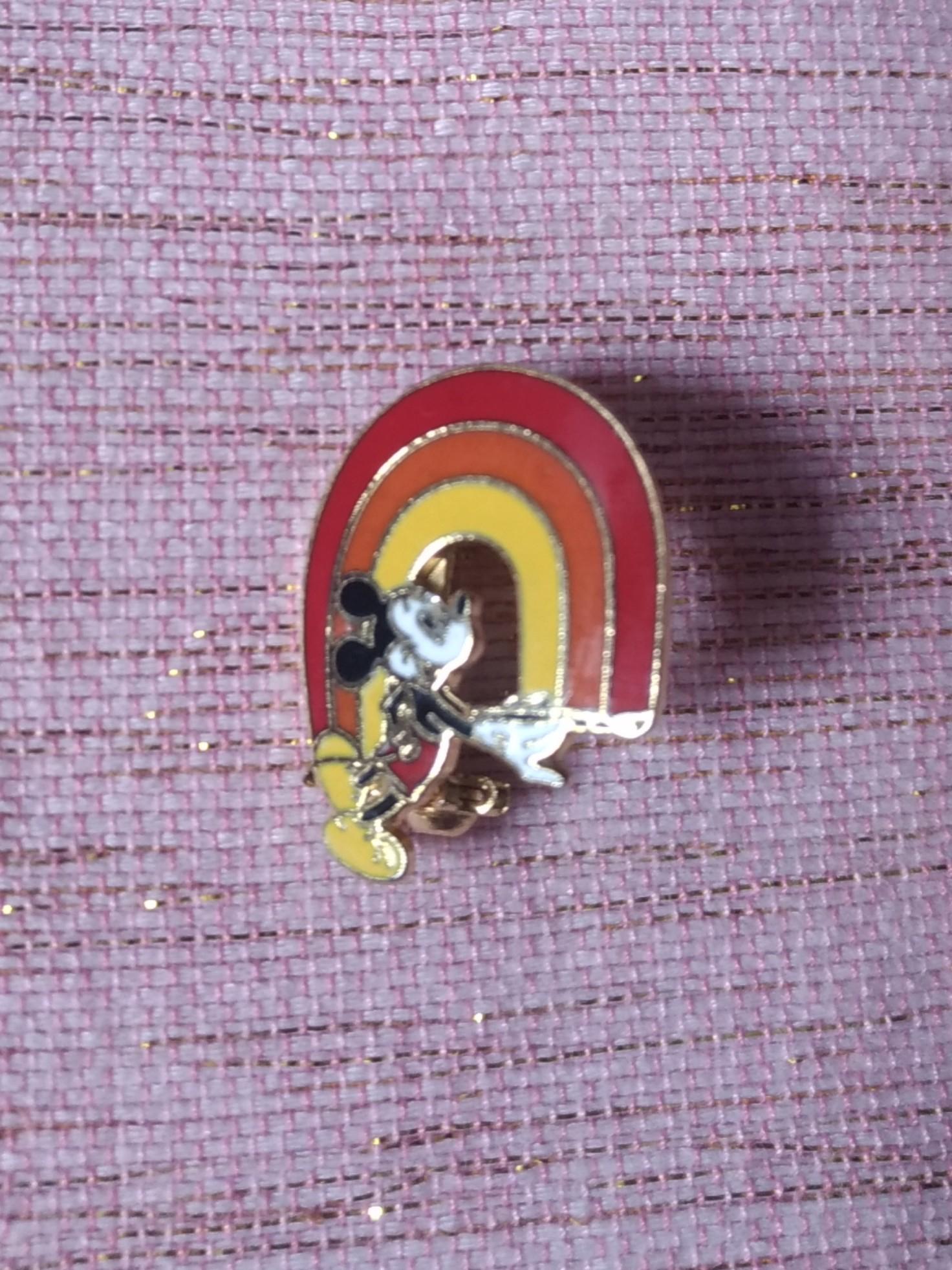 Brooch Pin for Sale - Disney, Micky, Minnie, Donald, Women's Fashion ...