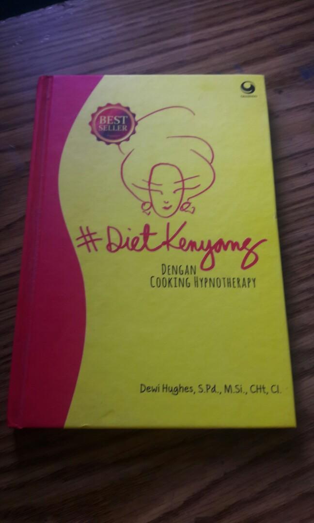 Buku diet kenyang dewi hughes, Buku & Alat Tulis, Buku di Carousell