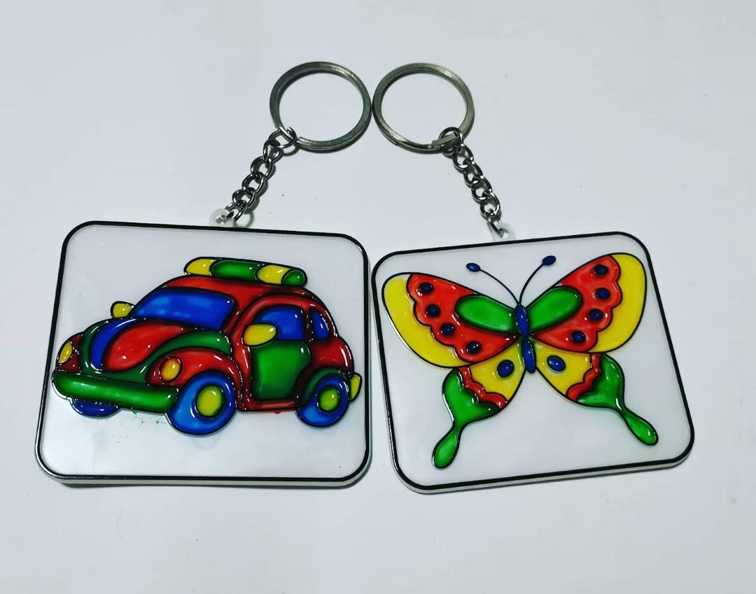 Dual-sided Key chain Colouring Set, Hobbies & Toys, Stationery & Craft ...