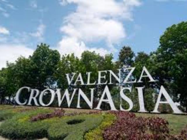 Valenza Crown Asia 5 Bedroom House & Lot In Sta. Rosa Laguna across So ...