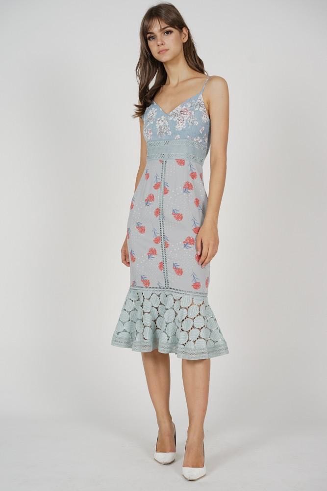 MDS bellari lace dress in ash, Women's Fashion, Dresses & Sets, Dresses on Carousell