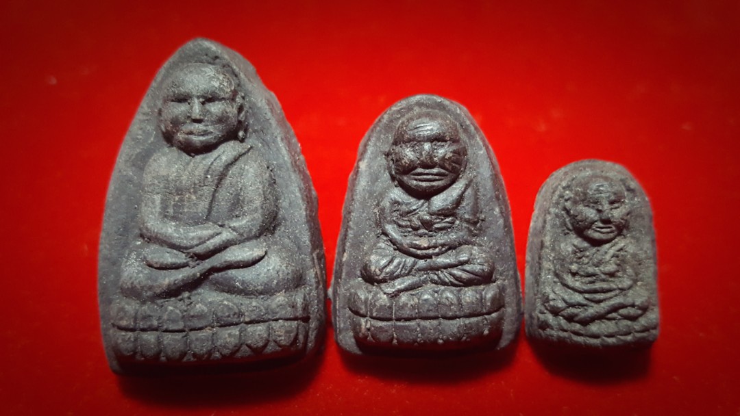 Archan Nong Lp Thuad(1 set 3 amulet), Hobbies & Toys, Memorabilia ...