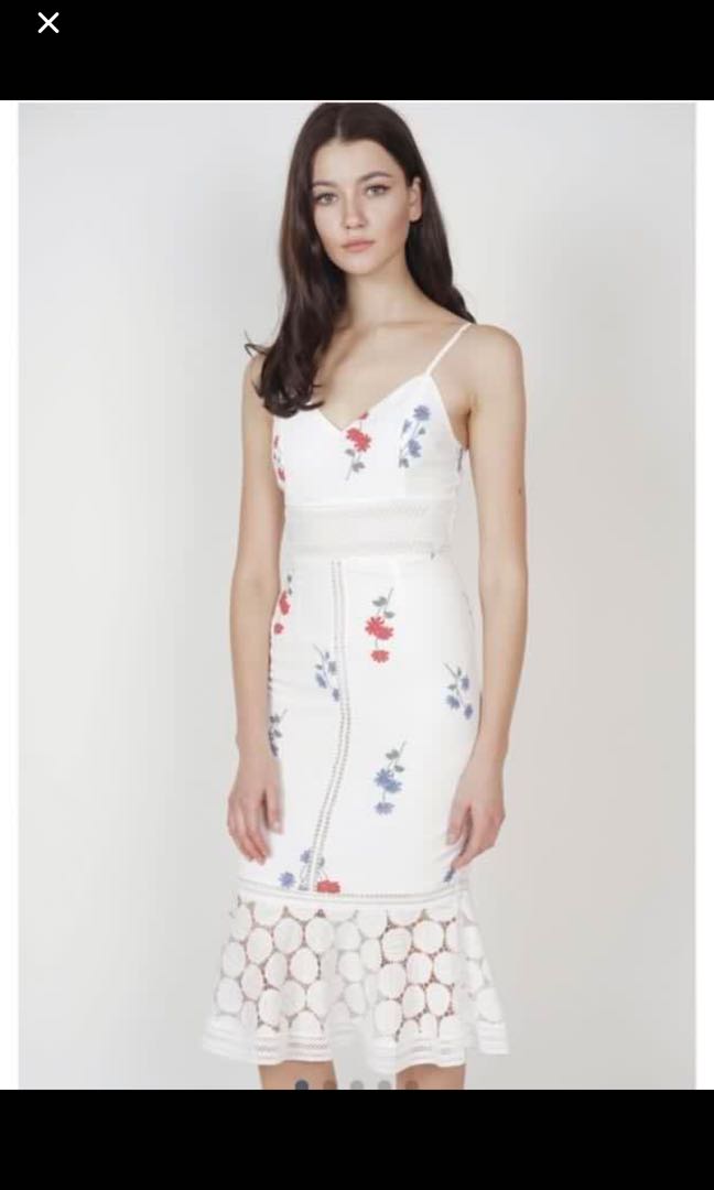 MDS Bellari Dress In White Floral, Women's Fashion, Dresses & Sets, Dresses on Carousell