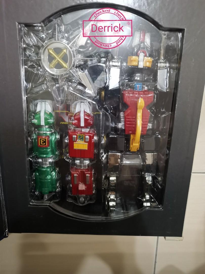 Toynami Masterpiece Voltron 20th Anniversary Lion Force Collector Set ...