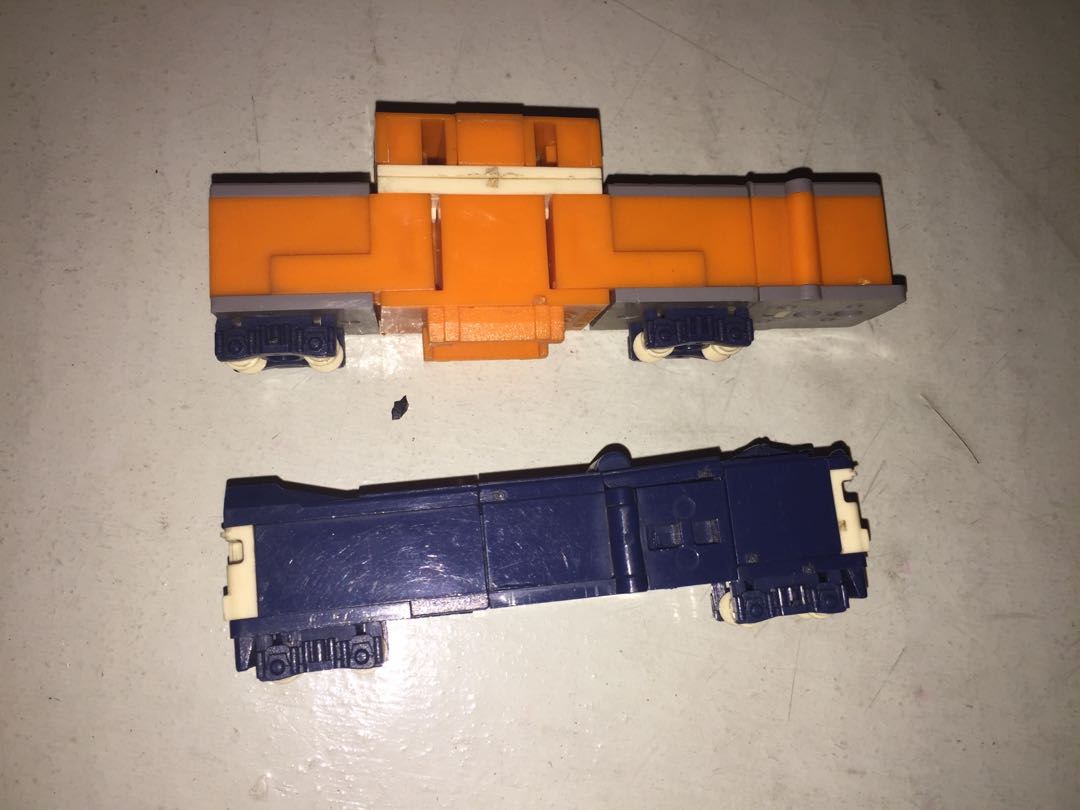 Transformers G1 Kaen and Getsuei Trainbot Jr, Hobbies & Toys ...