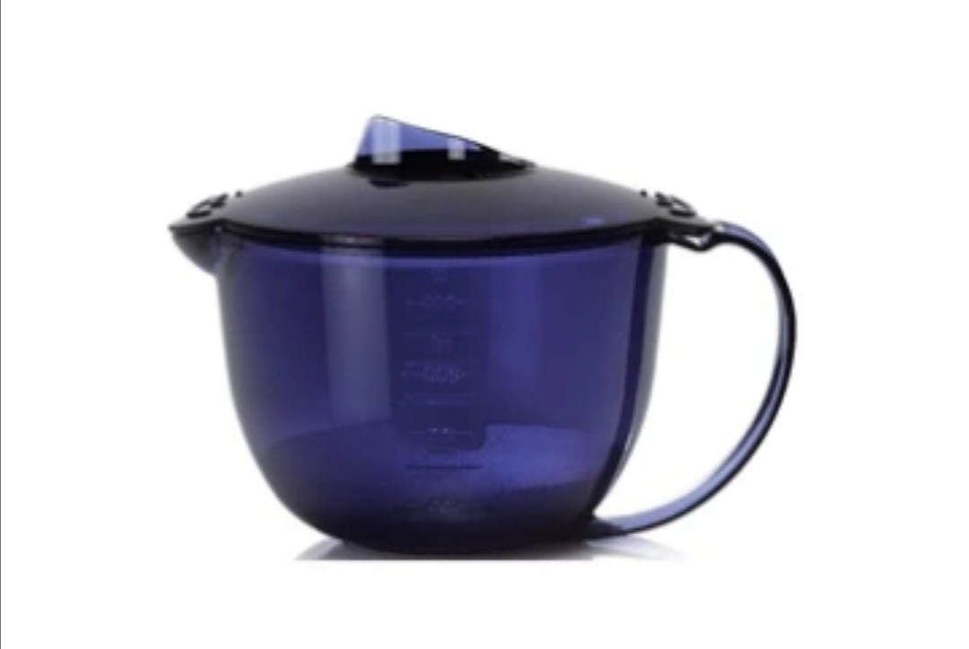 Tupperware microcook pitcher 1L, Everything Else on Carousell